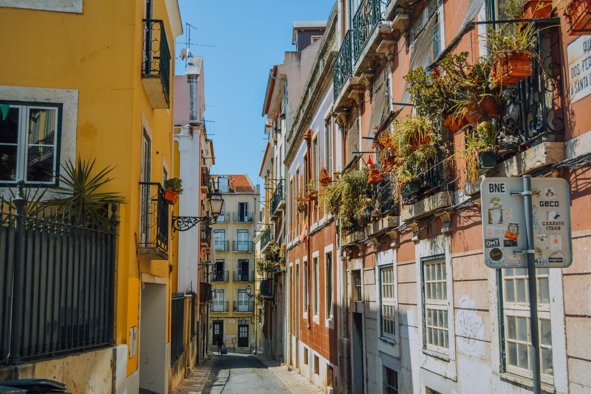 Travel Guide to Lisbon, Portugal | TayaraMuse